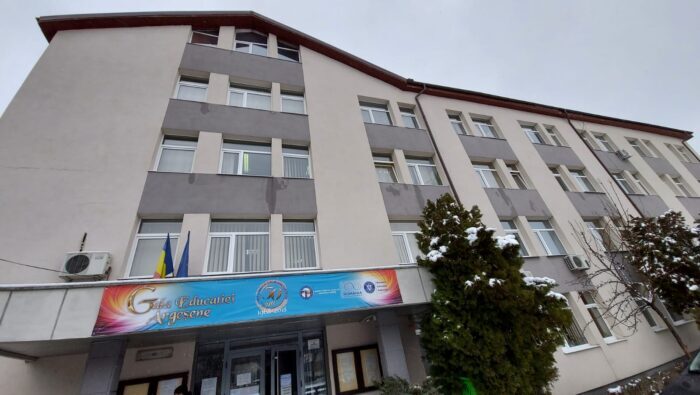 Au fost aleşi inspectorii şcolari din Argeş. Lista completă