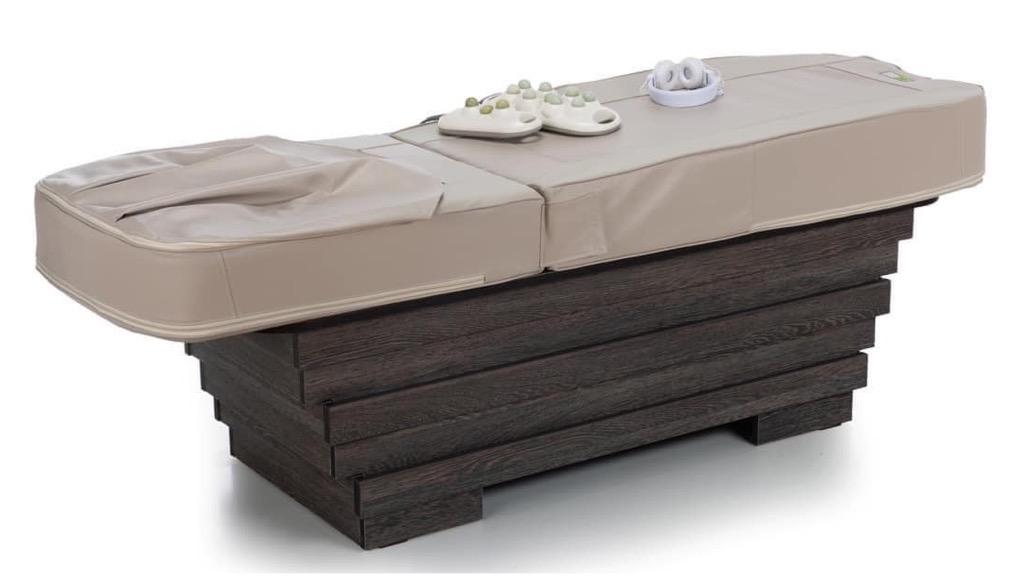 Ring Wellness Pitești: Pat de masaj automat cu pietre de jad