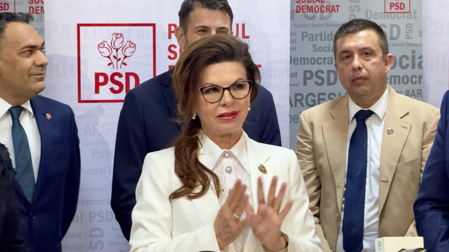 Transferuri oficiale: Ana Stan, Gelu Tofan și T. Irimia au